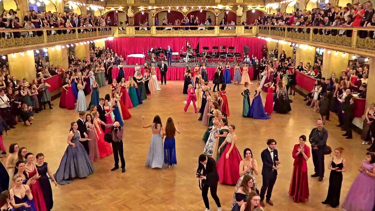 Záznam z maturitního a imatrikulačního plesu PED Evropská